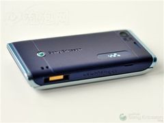 [行情]滑盖音乐手机 索爱W595C促销价仅999元_网游综合区动态_网游综合区官网_当乐网